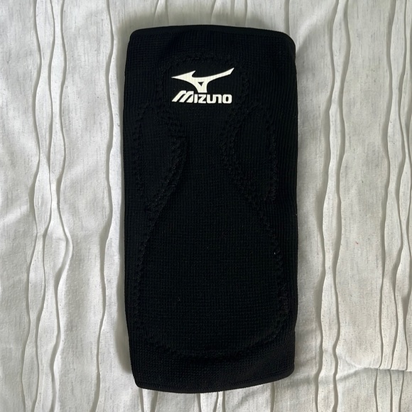 Mizuno | Accessories | Mizuno Softball Sliding Guard | Poshmark